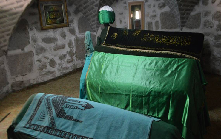 Elazığ Mansur Baba Türbesi - Gezi ve Tatil Rehberi