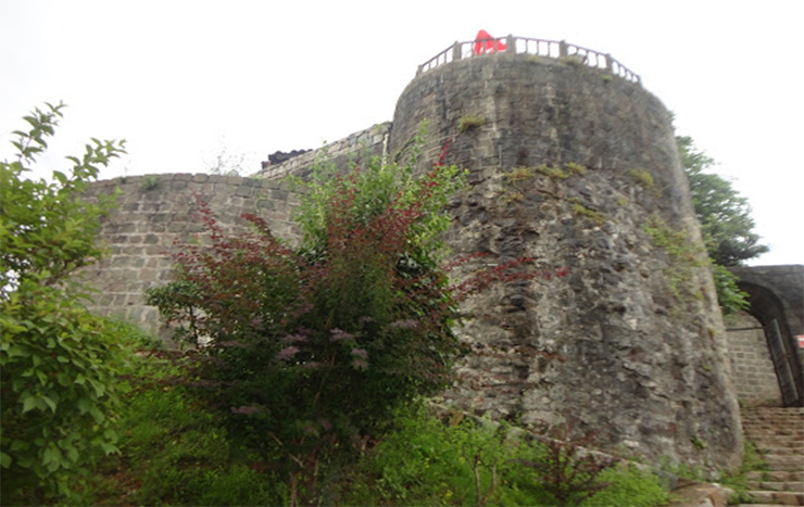 Rize Rize Kalesi - Gezi ve Tatil Rehberi